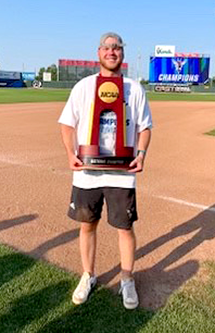 Former Jayhawk captures DIII title | News, Sports, Jobs - Observer Today